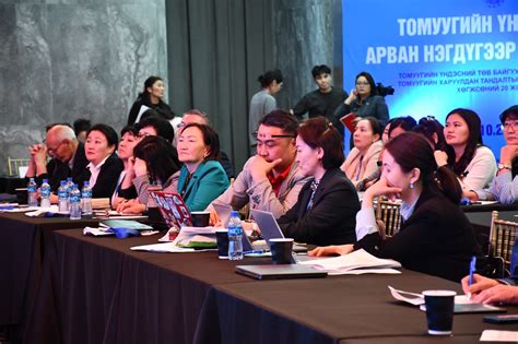 ТОМУУГИЙН ЗӨВЛӨГӨӨН Иргэдийг амны хаалт зүүхийг уриаллаа