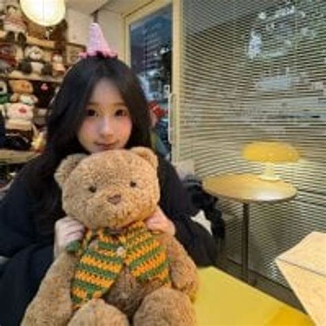 Phoebe 08 Cam Girl Free Live Sex Show By Phoebe 08 At