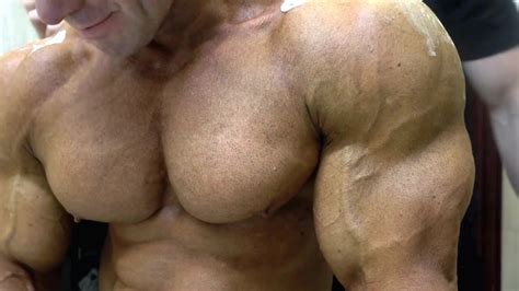 Close Up Pecs Video Thisvid Com