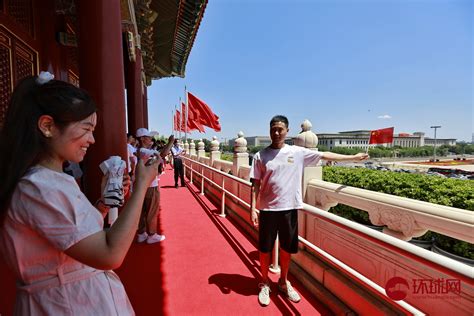 天安门城楼今起恢复对外开放，游客须提前一日预约