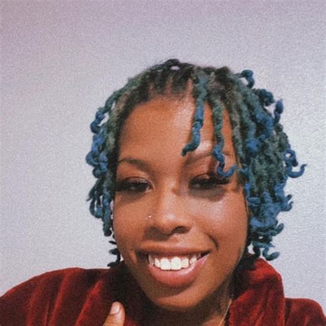 Sierra Ellis Ceedy Fine Azz • Threads Say More