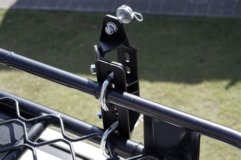 Maxtrax And Tred Pro Mounting Brackets With Mounting Pins