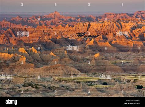 Sunrise Pinnacles Overlook Badlands National Park South Dakota Usa
