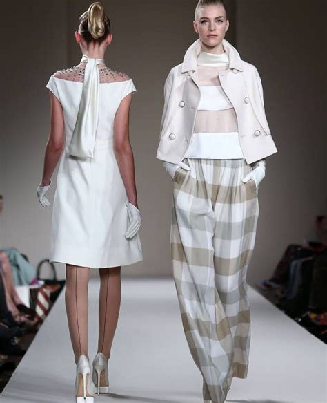 The Strict Neo Ponytail