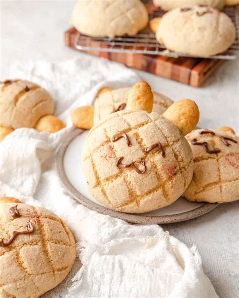 Cute Bunny Melon Pan Halicopter Away