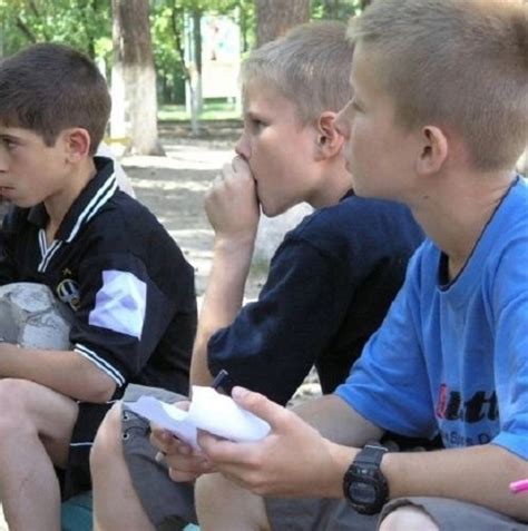 Летние каникулы сократят российским школьникам придётся раньше