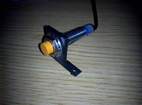 Free 3d File Prusa I3 Hephestos Inductive Sensor Support 🧞‍♂️・3d Print