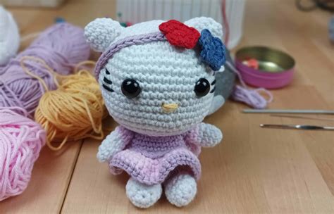 Hello Kitty Tejida A Crochet Patrón Amigurumi【para TÍ】