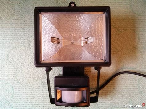 Reflektor Halogenowy Z Czujnikiem Ruchu Warszawa Sprzedajemypl