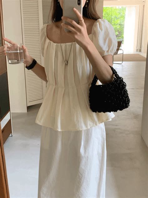 루어스룸 여름💙하객룩 블리주 스퀘어넥 플리츠 주름 퍼프 소매 블라우스 반팔블라우스데이트룩블라우스직잭10주년