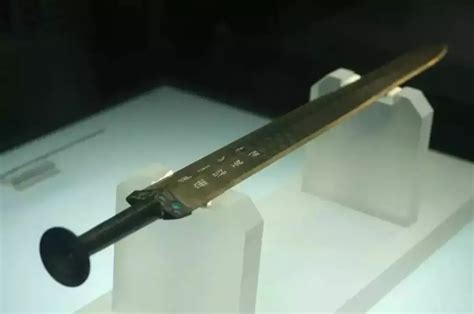 巧夺天工国家宝藏里的越王勾践剑为何铸就千年传奇 知乎