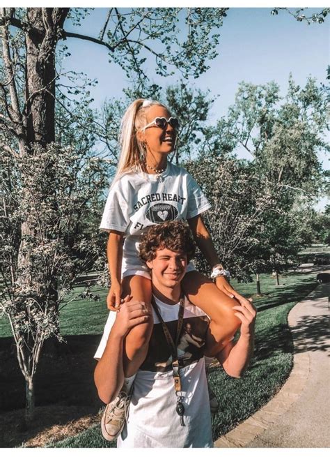 𝐈𝐧𝐬𝐭𝐚𝐠𝐫𝐚𝐦 𝔔𝔲𝔦𝔫𝔱𝔬𝔫 𝔊𝔯𝔦𝔤𝔤𝔰 In 2020 Cute Relationship Goals Couple