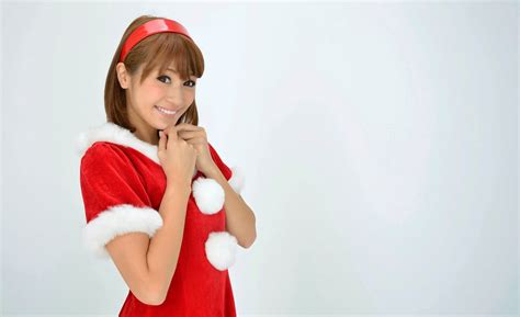 Nữ Diễn Viên Phim Jav Erika Kirihara Bốc Lửa Với đồ Lót Ảnh Nền điện