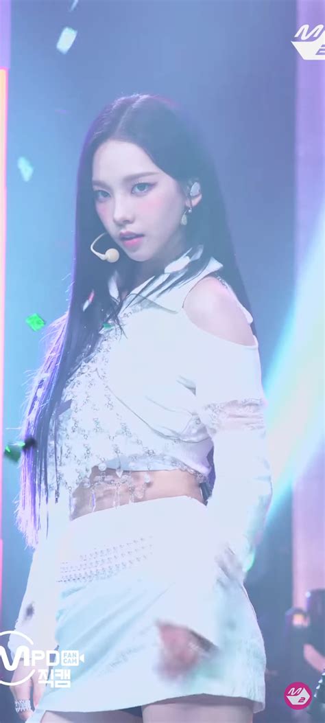 [잡담] 카리나 직캠 보다가 홀려서 캡처함 인스티즈 Instiz 연예 카테고리