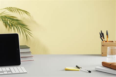 책상 위의 다양한 사무용품 유토이미지 상세페이지 베이직샵 사진 22269166