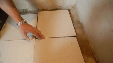 Укладка плитки с УКЛОНОМ под слив Sergej Master Ремонт квартиры своими руками Дзен