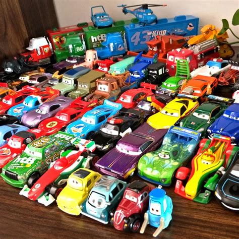 Disney Pixar Cars 2 3 Lightning Mcqueen Jackson Storm Doc Hudson Mater