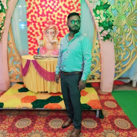 Ravi Sadlawar Ravi Sadlawar11 • Threads Say More