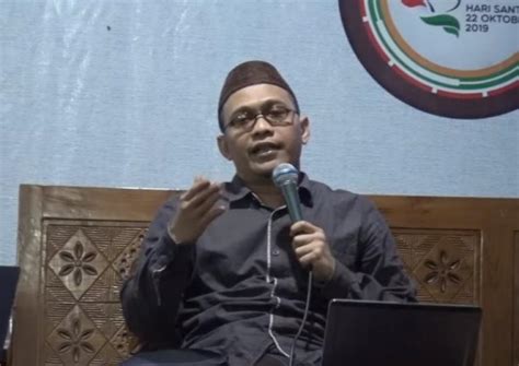 Gus Abdullah Umar Fayumi Tokoh Muda Nu Pengasuh Raudlatul Ulum Kajen Meninggal Dunia