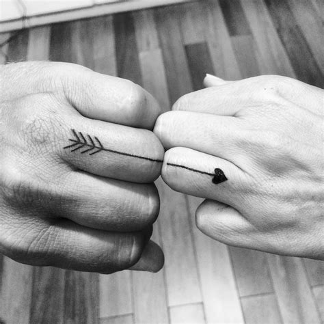 16 Gambar Tato Kecil Simple Keren Untuk Couple