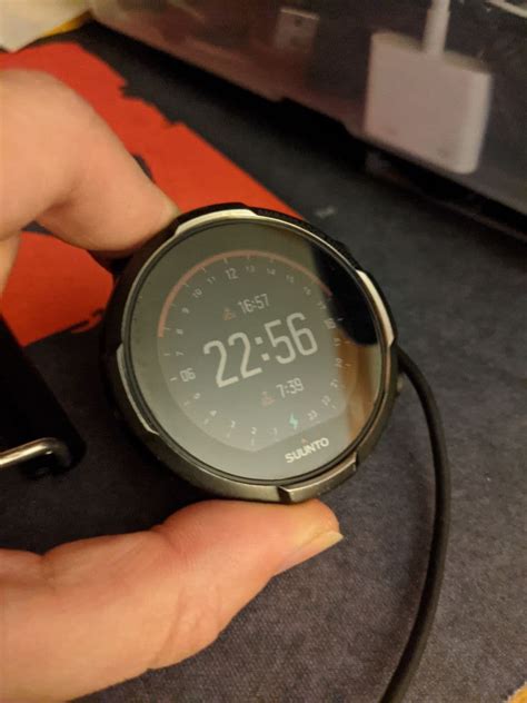 Suunto 9 Baro Display Is Frozen In Boot Mode Display Shows A Downward Facing Arrow Arrow
