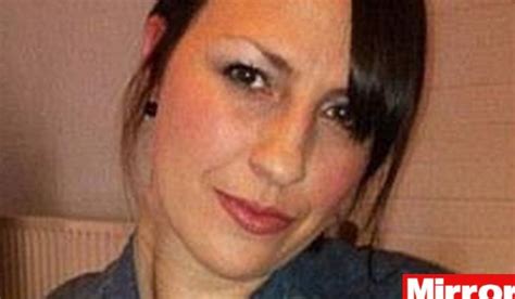 Mamma 39enne Fa Sesso Con 6 Compagni Di Scuola Del Figlio Finisce In