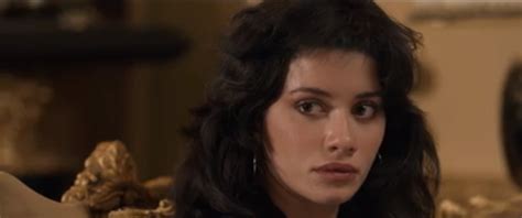 مسلسل حرب أهلية الحلقة 24 مواجهة بين يسرا و جميلة عوض مجلة هي