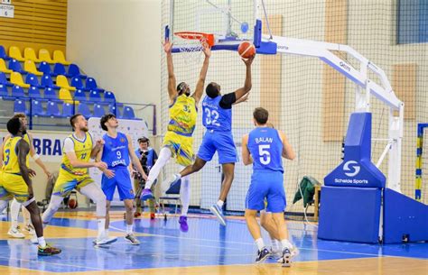 Dame Adelekun Este Mvp Ul Etapei A Patra Din Liga Națională De Baschet Masculin Baschet Ro
