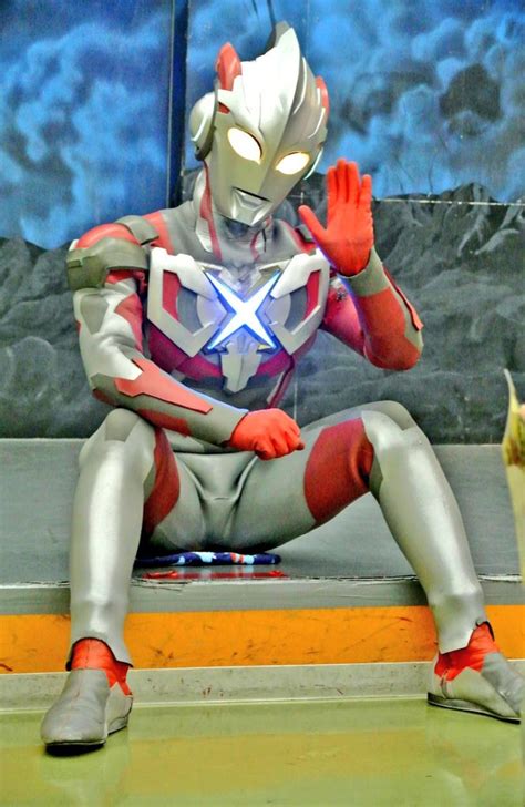 The Hero Bulging คาวาอี ภาพประกอบ แฟนพันธุ์แท้