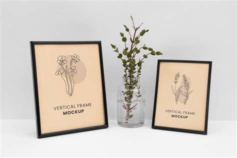 식물이 있는 수직 프레임을 위한 목업 디자인 프리미엄 Psd 파일