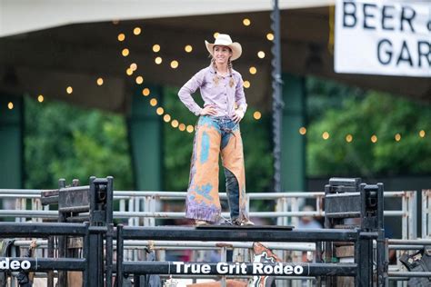 Bucking Tradition Elite Lady Bull Riders Debut At Fauquier Fair