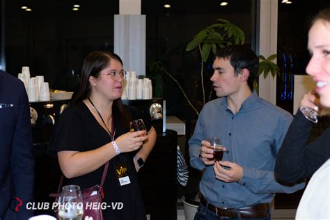 Age Heig Vd Les Fameuses Photos Du Bal De Promo Sont