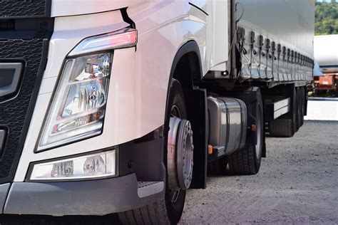 За Нас Maktrend