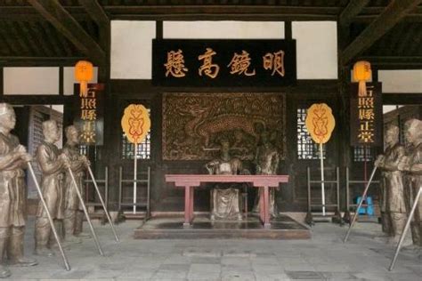 古人断案故事 宋朝杭州知府孙沔施妙计 智破无手乞丐盗窃铁锅案