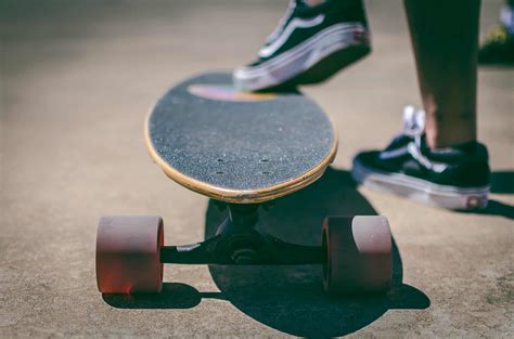 Best Longboards For Beginners
