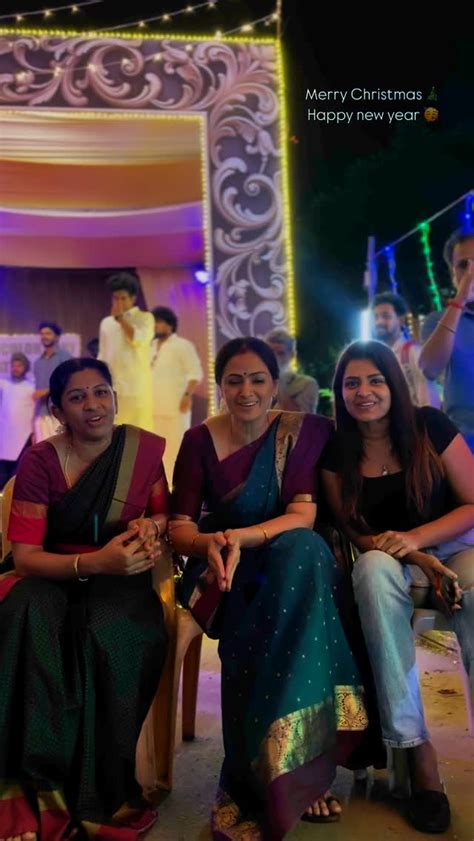 Simran Rishi Bagga Merry Christmas And Happy New Year 2025🎄🎄🎄🎄🎄comes With Lot Of Happiness And