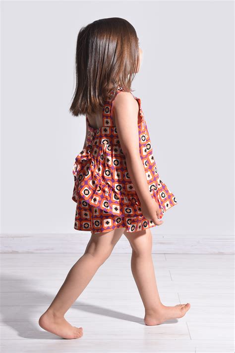 شلوارک پارچه ای دخترانه فروشگاه اینترنتی بادی اسپینر