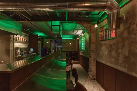 인더스트리얼 빈티지 홍콩 분위기 13평 술집인테리어 용산구 남영동