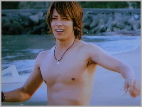 山下智久の筋肉が美しい！大胸筋や腹筋がバキバキ！筋トレ方法も確認！ Nagg Blog