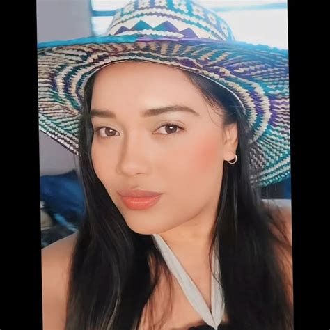 𝐏𝐚𝐨𝐥𝐚 𝐕𝐚𝐥𝐝𝐞𝐳 🖤 Paola06 On Threads