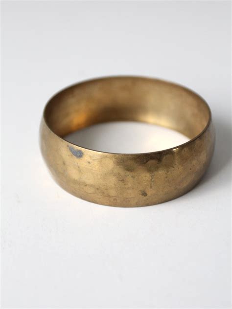 Vintage Hammered Brass Bangle 86 Vintage
