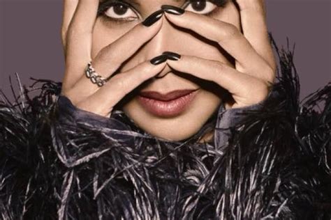 Toni Braxton News Toni Braxton Kündigt Neues Album An Sex And Cigaretteserscheint Am 23 März