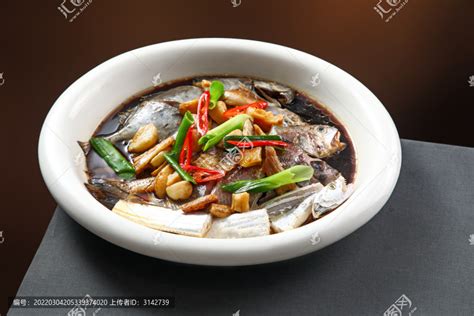 酱油水杂鱼 中国菜系 食品餐饮 摄影 汇图网www huitu