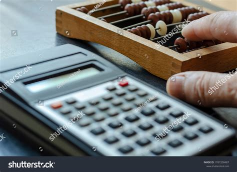 Calculation Device 30 800 Images Photos Et Images Vectorielles De