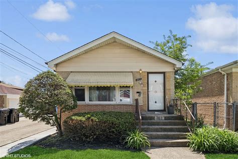 363 E 90th Pl Chicago Il 60619 See Est Value Schools And More