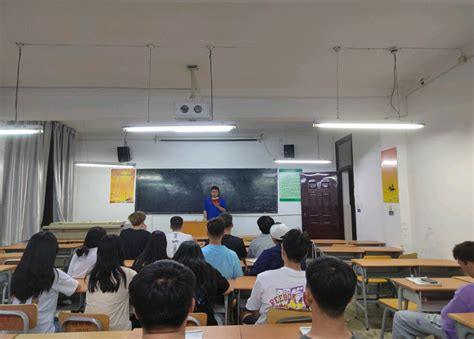 我院开展“弘扬传统文化 情系浓情端午”主题团组织生活会 生物工程学院