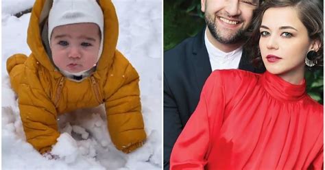 ჯერის პირველი ემოციები თოვლის დანახვისას ნახეთ ილო ბეროშვილისა და ანი ბებიას ოჯახური კადრები