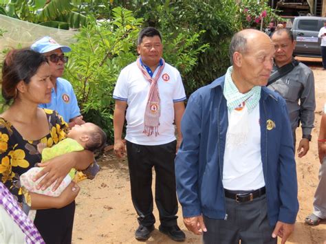 លោកសៅ សុខា ចុះសួរសុខទុក្ខដល់កីឡាការិនីជម្រើសជាតិសុីហ្គេម២០២៣ ដែលរងរបួសចំនួន២នាក់នៅស្រុករមាសហែក