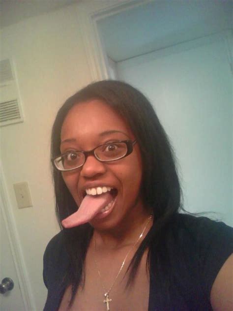 Mdolla The Longest Tongue In The World 19 Pics