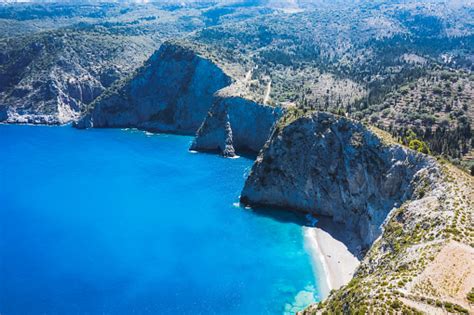 아소스 마을 해안의 공중 파노라마 보기 케팔로니아 섬 그리스 여행 여름 직업 개념 0명에 대한 스톡 사진 및 기타 이미지 0명 건축 공중 뷰 Istock